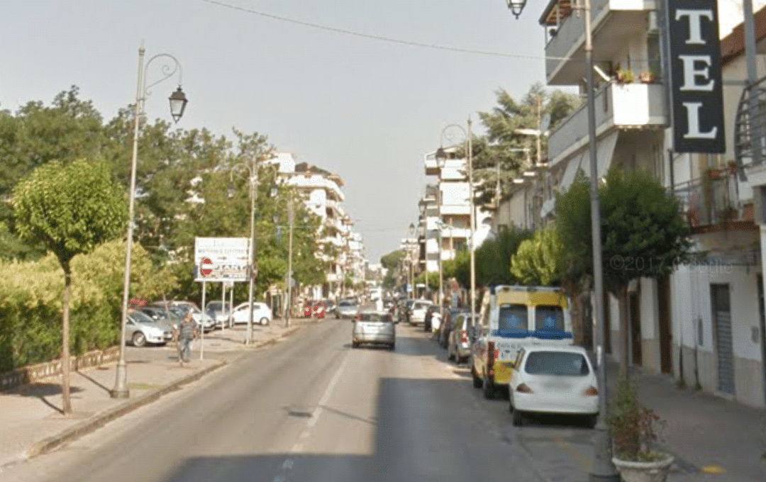 Battipaglia, il quartiere Belvedere invaso dalla puzza di letame